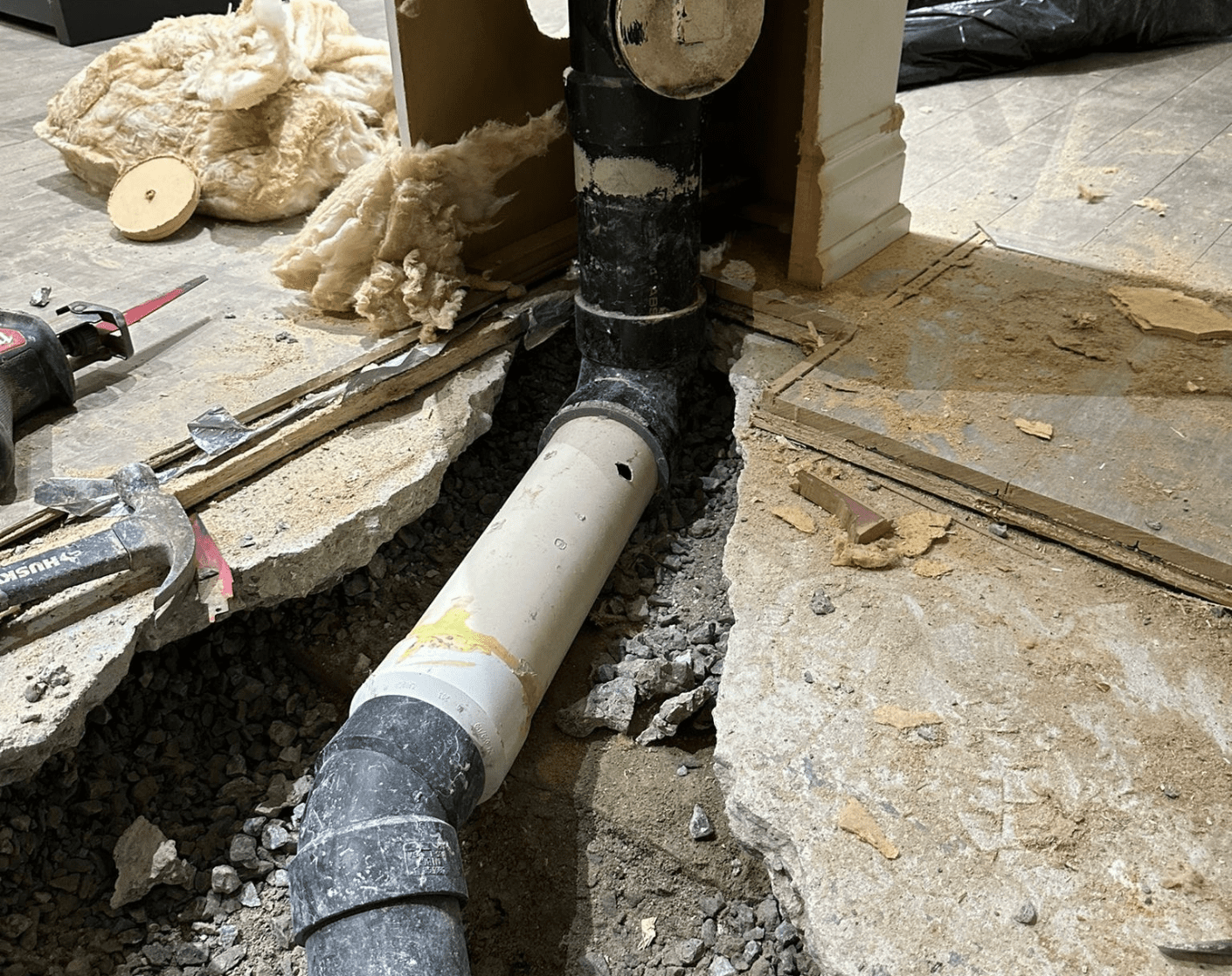Shower Drain Service | Same Day Clogged Drain Repairs - Delta Plumbers